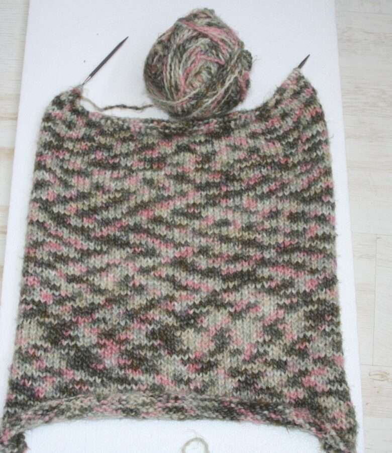 Fular circular tricotat manual, tutorial cu poze si explicatii