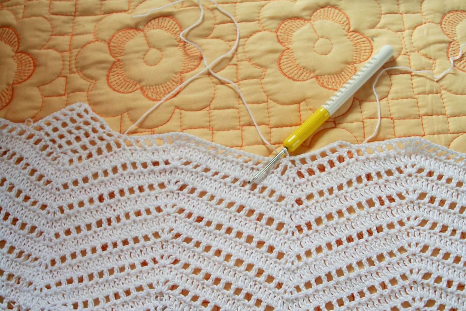 Bluza crosetata alba, tutorial cu poze si explicatii pas cu pas